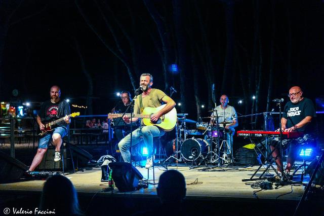 Rino Gaetano, che emozione le sue canzoni con i “Rinominati ...